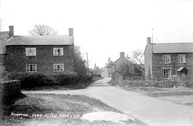 Hempton Horse Man | Dark Oxfordshire