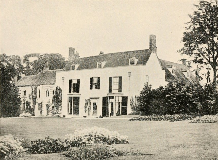 Ghosts of the Reade Family at Ipsden House | Dark Oxfordshire