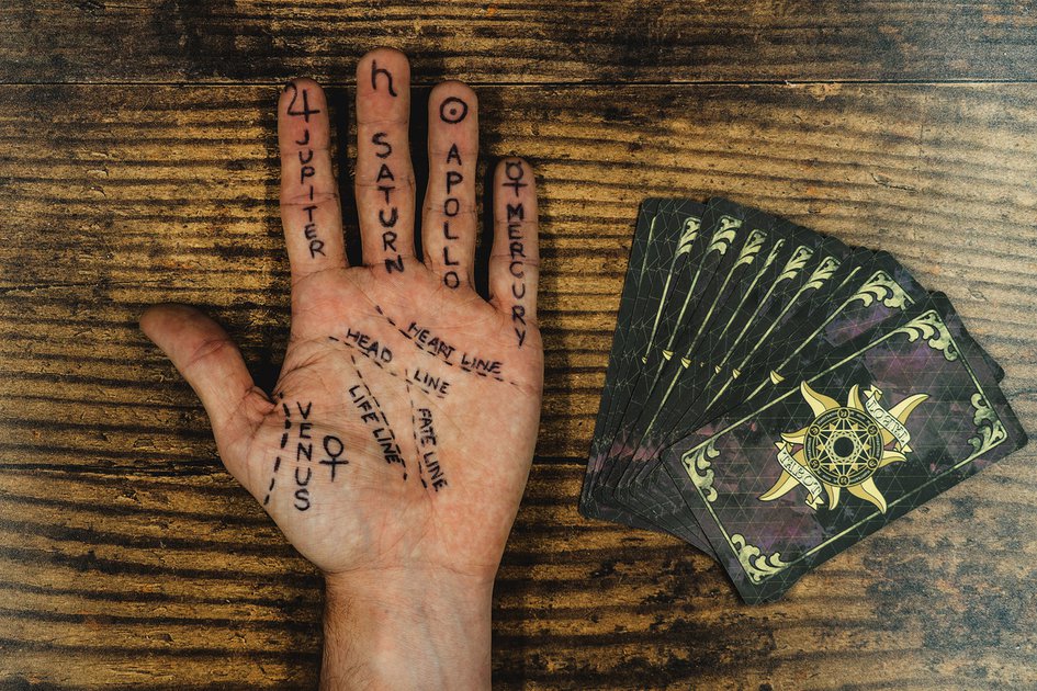 Arrested for Palmistry at St John's College | Dark Oxfordshire